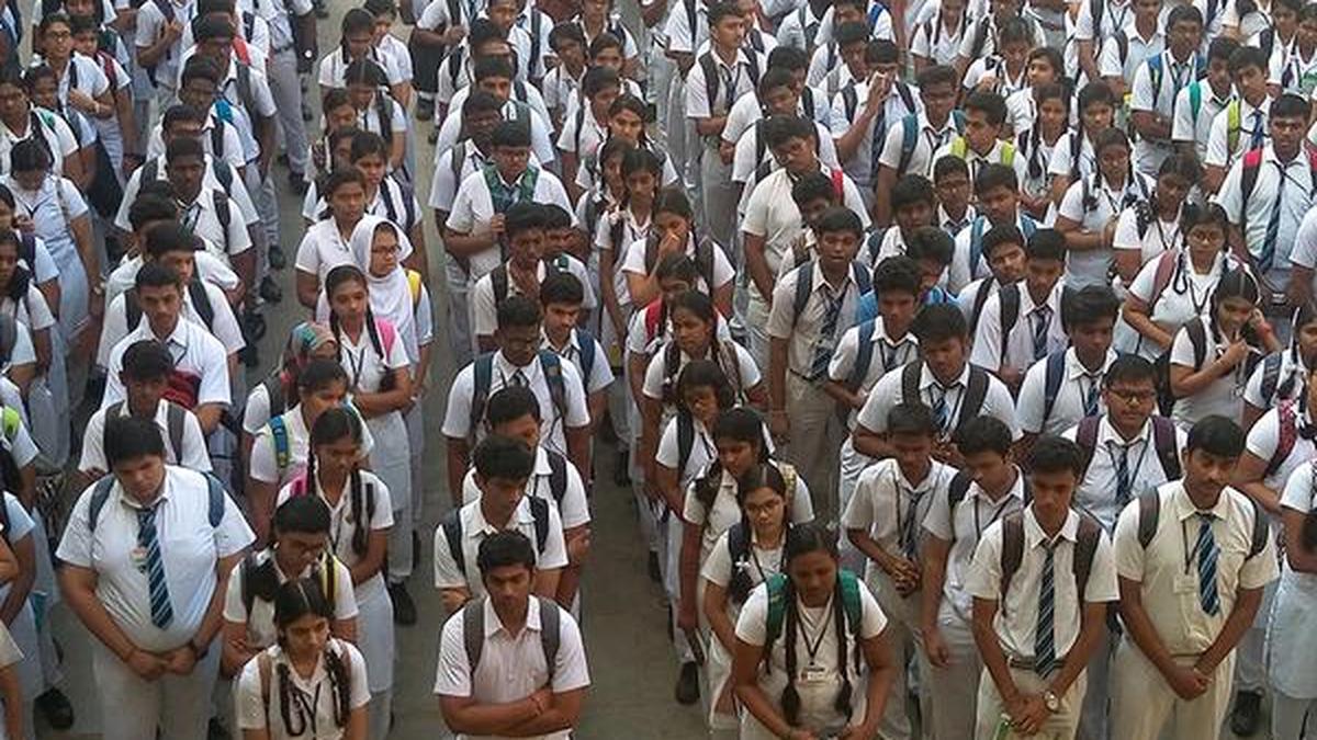 Class XII students find English paper a breeze - The Hindu