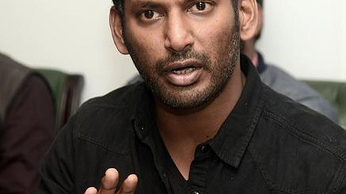 Vishal meets cinema owners to end crisis - The Hindu