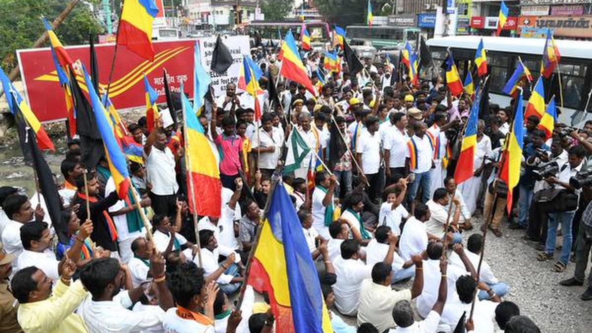 Buses damaged in PMK protest - The Hindu