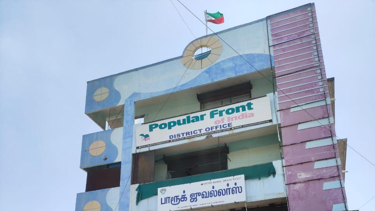 NIA conducts search operations at PFI office in Dindigul - The Hindu