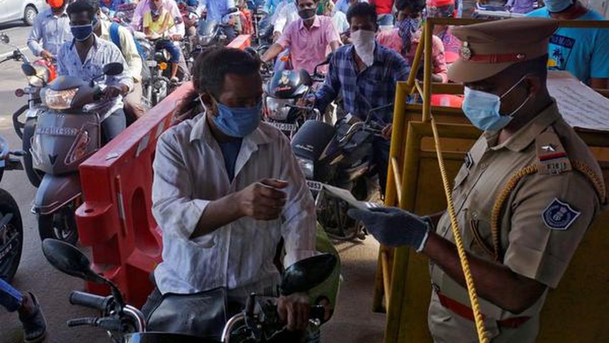 Vehicle checks intensified on Puducherry border - The Hindu