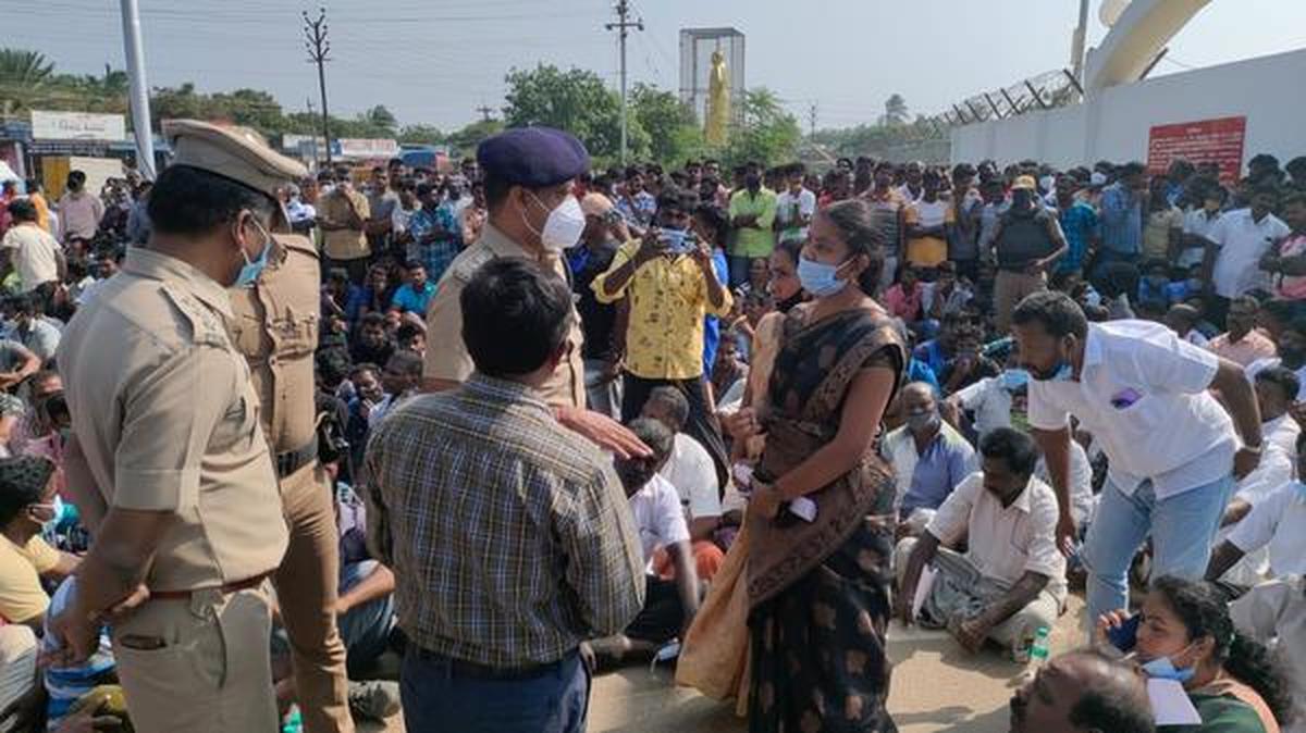 KKNPP puts on hold recruitment as locals stage protest - The Hindu