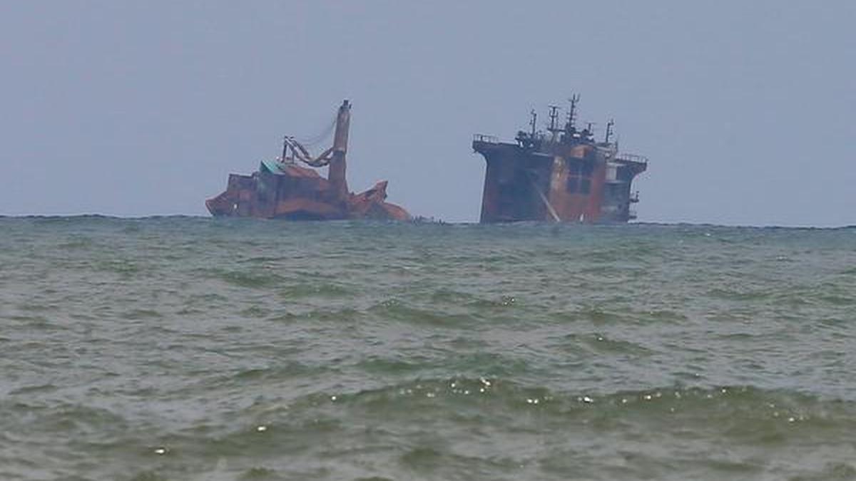 Fire-ravaged ship sinks, prompting Sri Lankan pollution fear - The Hindu