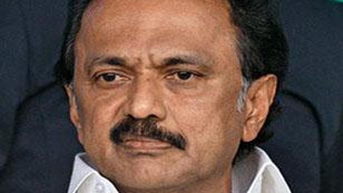 DMK chief questions lower cut-offs for economically weaker sections in ...