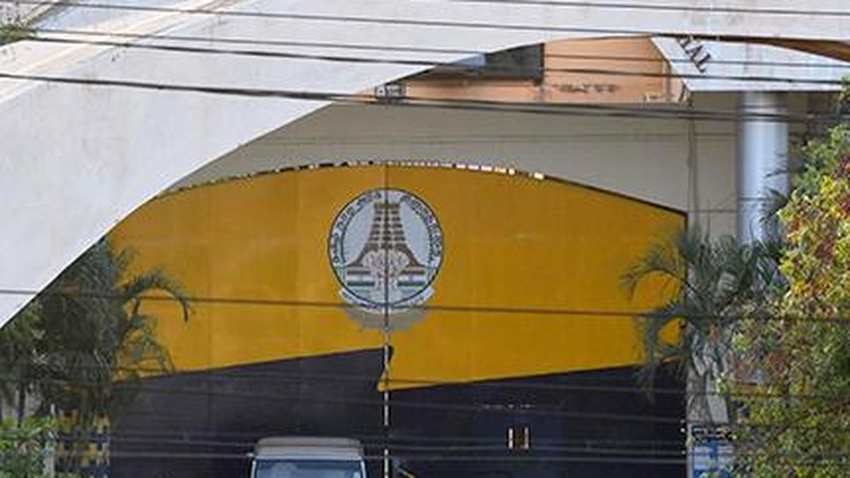 30 convicts test positive at Puzhal Central Prison - The Hindu