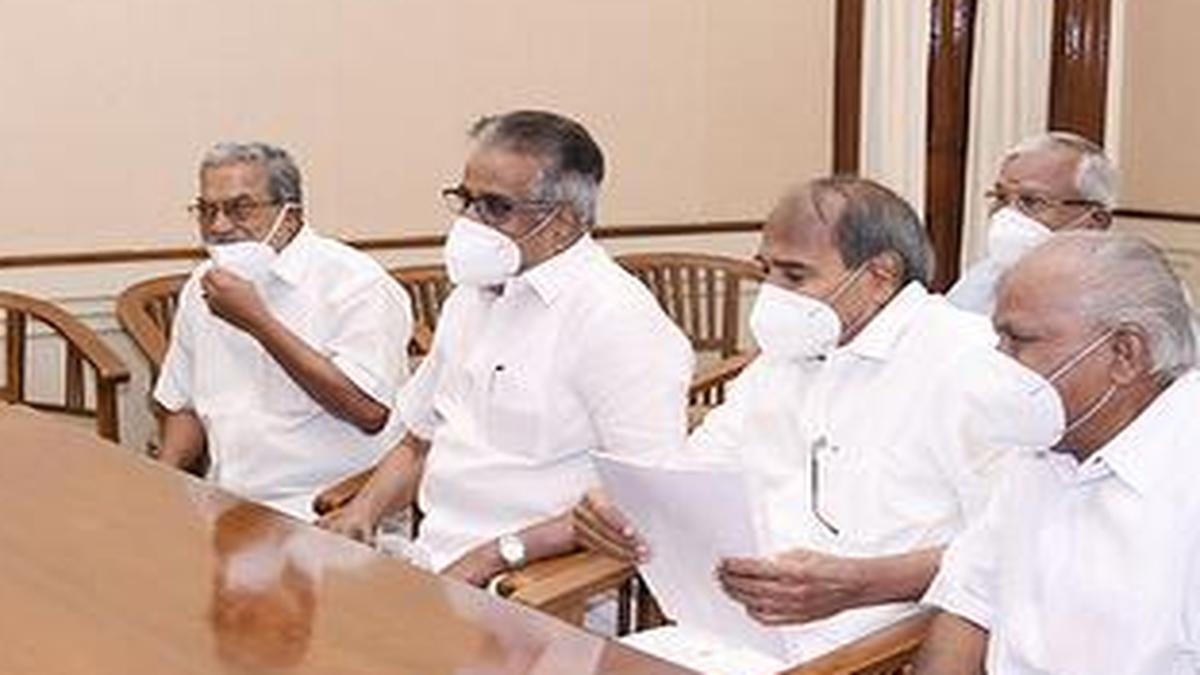 Kongu Vellalar Trust thanks Chief Minister - The Hindu