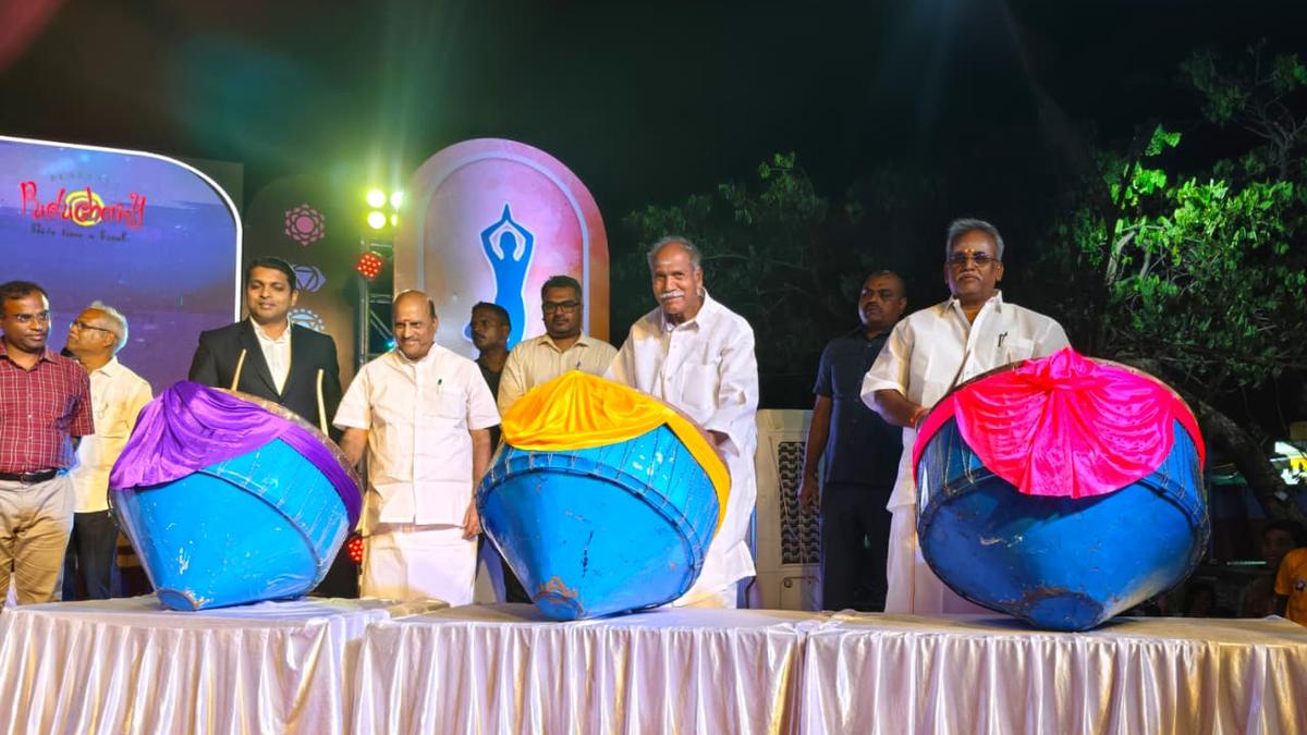 Over 5 lakh tourists visit Puducherry in three days preceding New Year ...