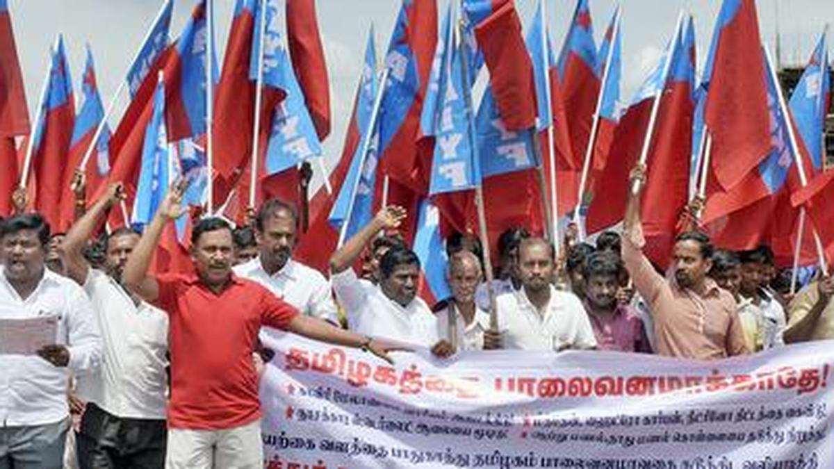 AIYF cadre arrested; released - The Hindu