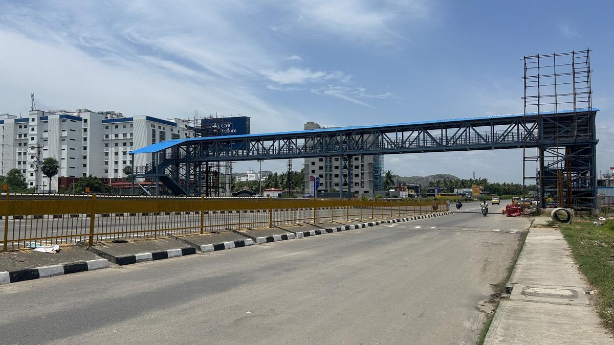 NHAI opens new foot over bridge on Chennai - Bengaluru Highway near CMC ...