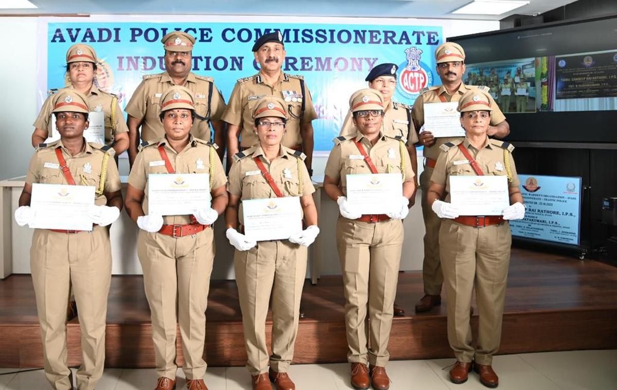 Six women inducted as traffic wardens in Avadi Police Commissionerate ...