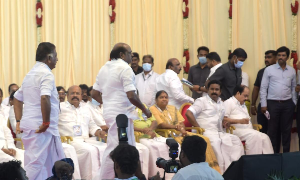 AIADMK general council meeting June 23 | Updates - The Hindu