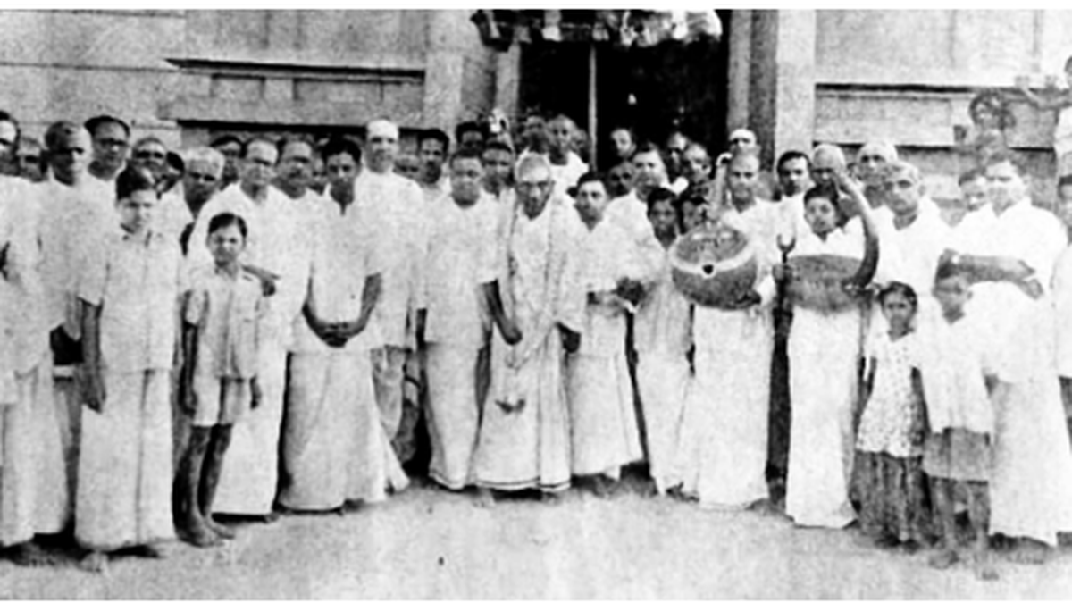 The book on Yazh, mother of string instruments, is out after 50 years ...