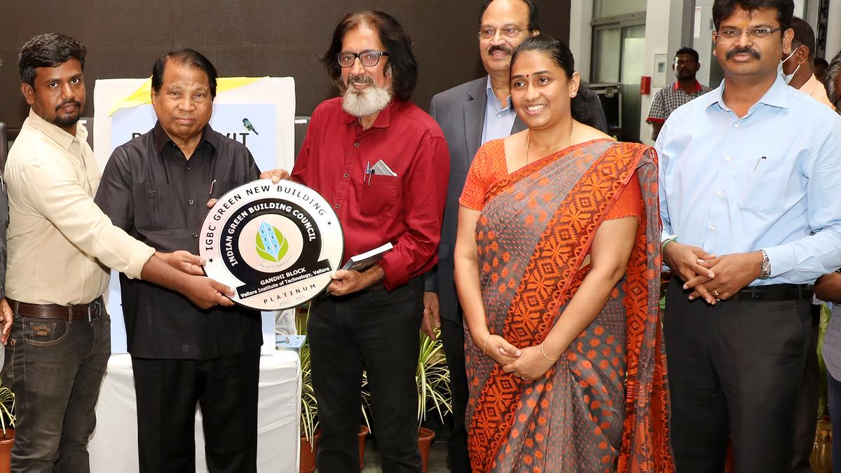 VIT’s Gandhi building in Vellore gets green award - The Hindu