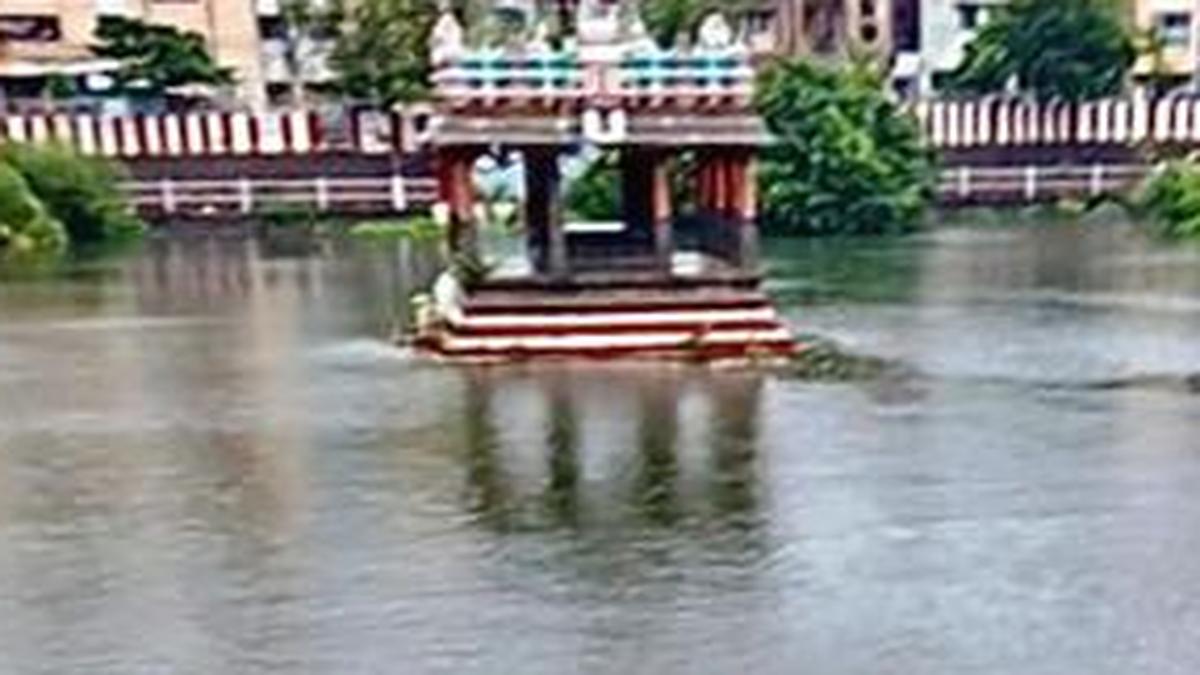Several temple tanks filling up - The Hindu