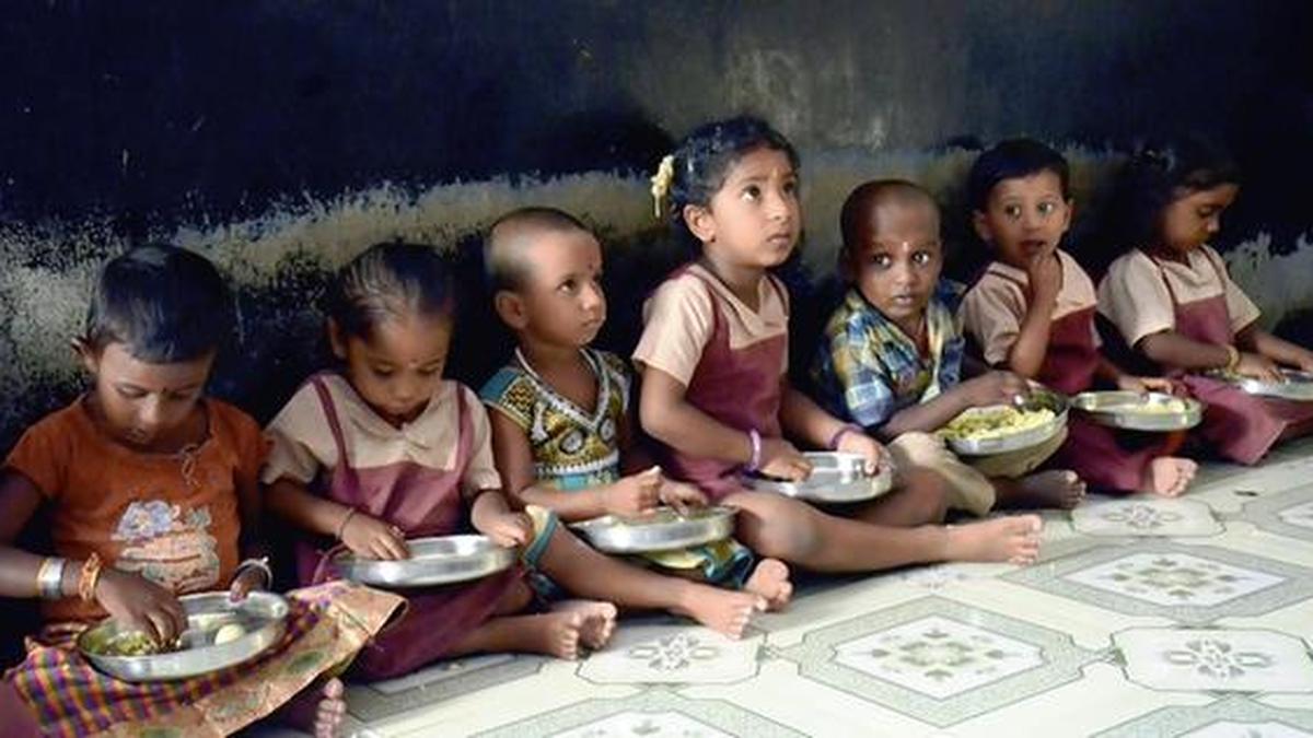 Tamil Nadu noon meal scam: Income Tax seizures reveal payment of ₹2,400 ...