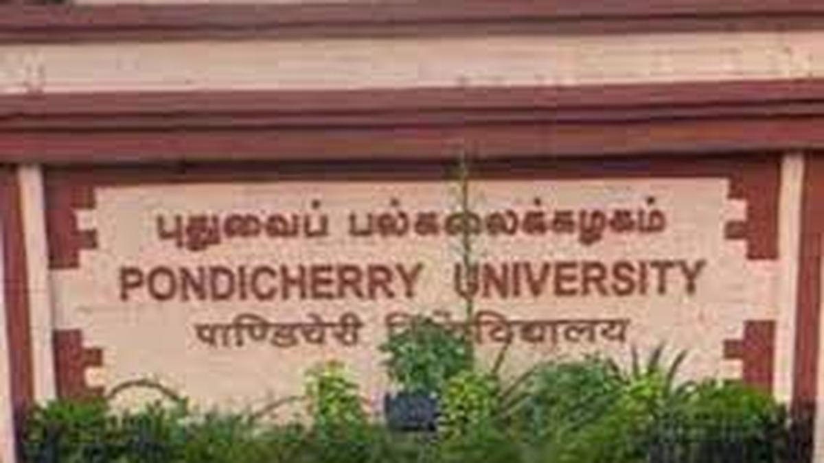 District Green Champion award for Pondicherry University - The Hindu
