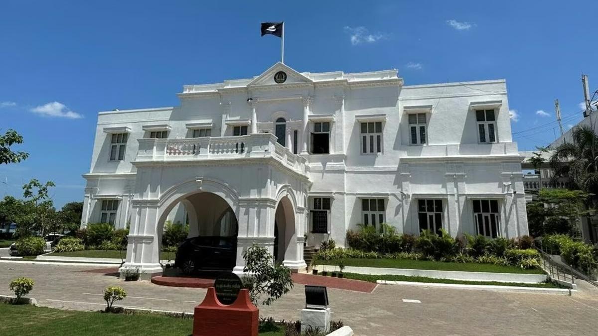 UPSC meet to finalise panel of three DGPs today - The Hindu