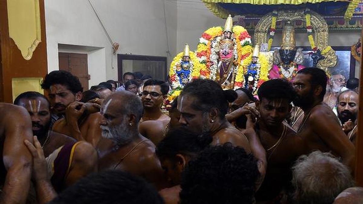 Athi Varadar festival draws to a close - The Hindu