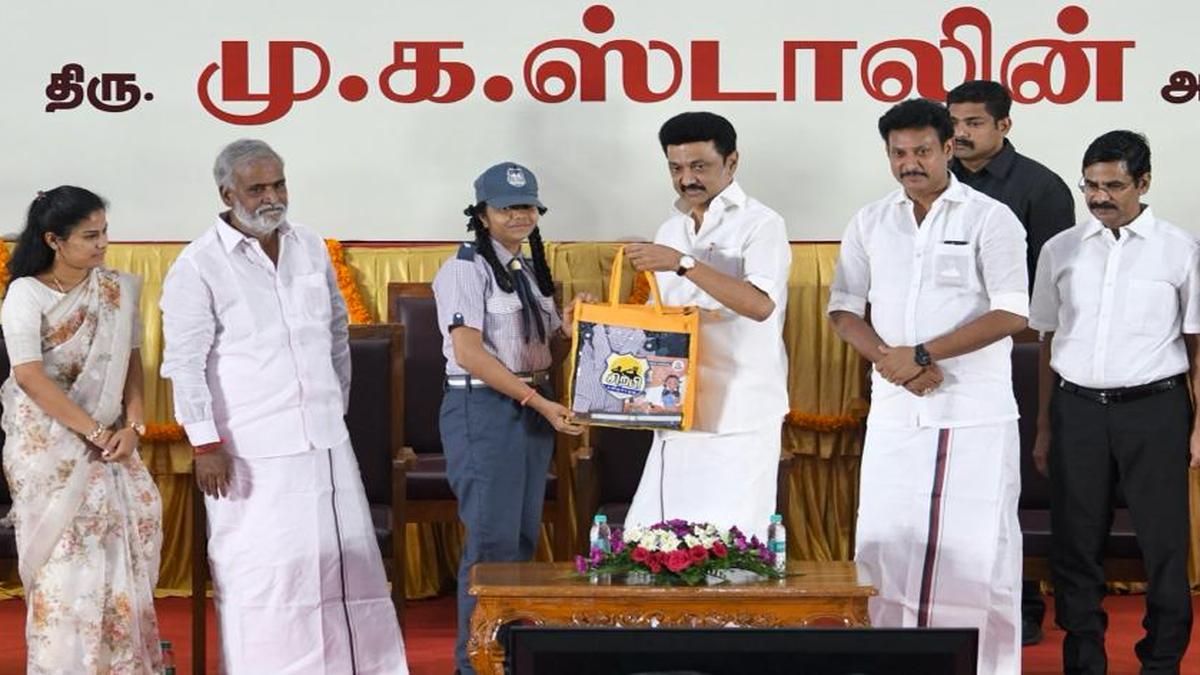 Tamil Nadu CM Stalin launches SIRPI for government school students ...