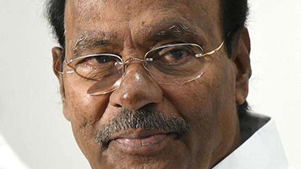 Ramadoss dares actors to debate with Anbumani - The Hindu