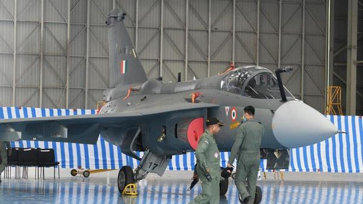 IAF operationalises second LCA squadron, inducts first LCA Tejas in FOC ...