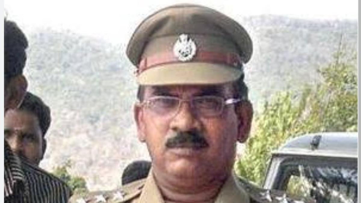 Police officer in Vellore dismissed for involvement in red sanders ...
