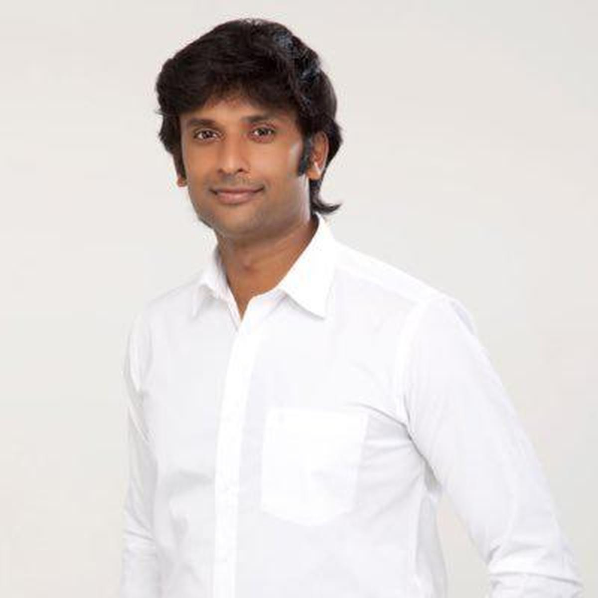 BJP functionary Vinoj P. Selvam, booked by Chennai police for ...