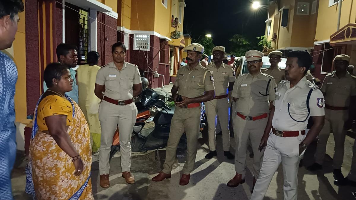 Avadi police conduct surprise checks at houses of 70 history-sheeters ...