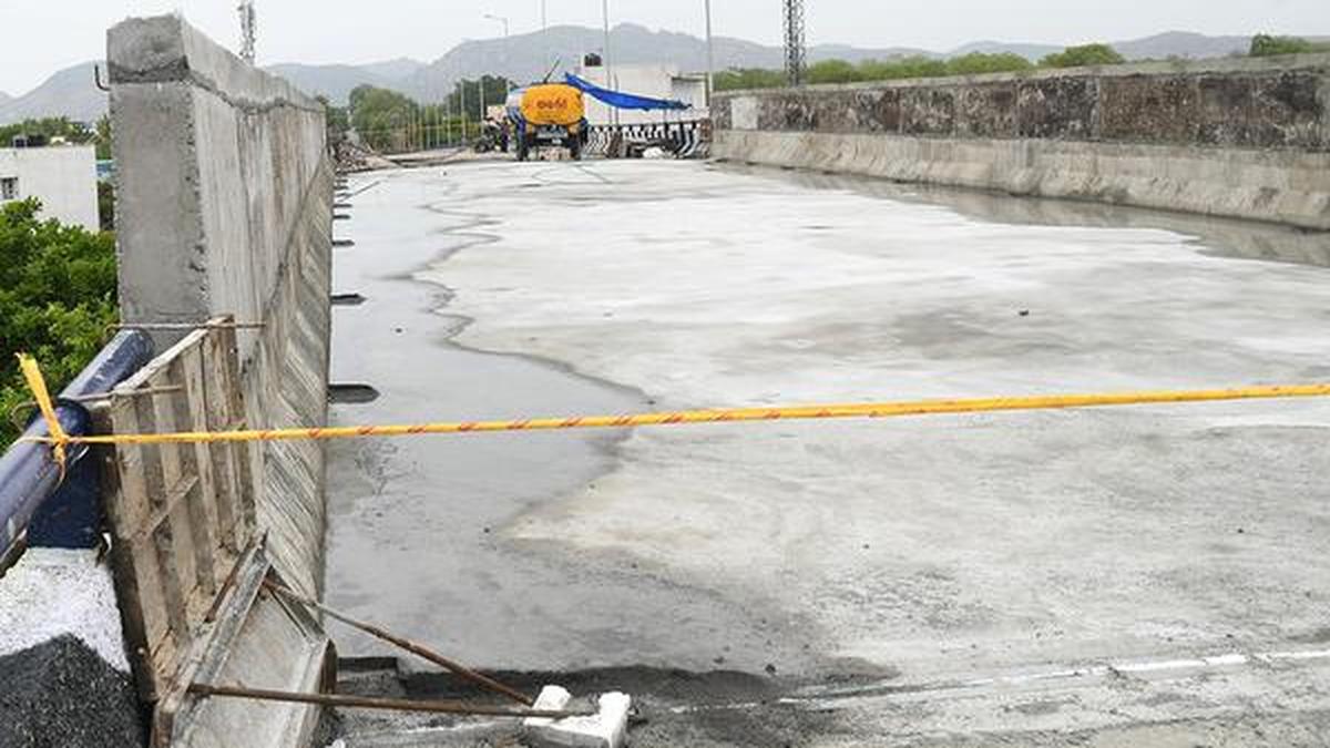 Work on road bridge across Katpadi-Vellore rail line delayed - The Hindu