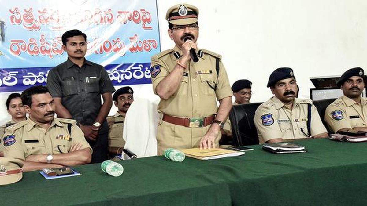 133 rowdy-sheeters’ names removed in Warangal - The Hindu