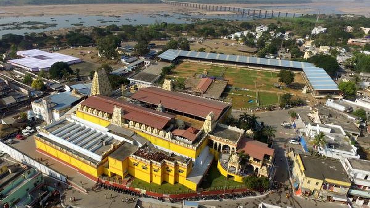 Preparations on for a grand Sita Rama Kalyanam at Bhadradri - The Hindu