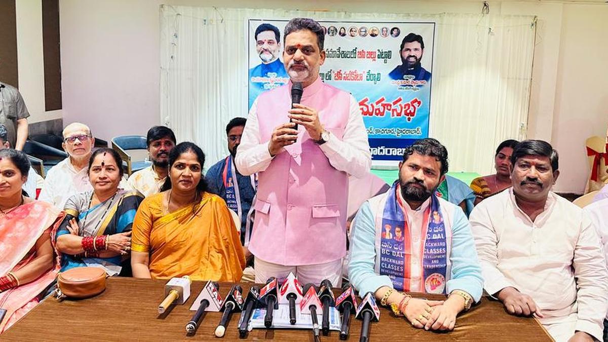 BC panel chief thanks Telangana CM for resolution on BC quota in Parliament - The Hindu