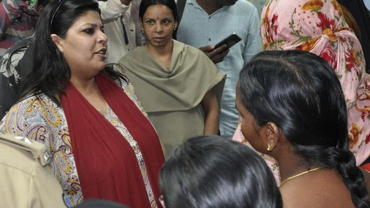 People pour out their woes to Central team - The Hindu