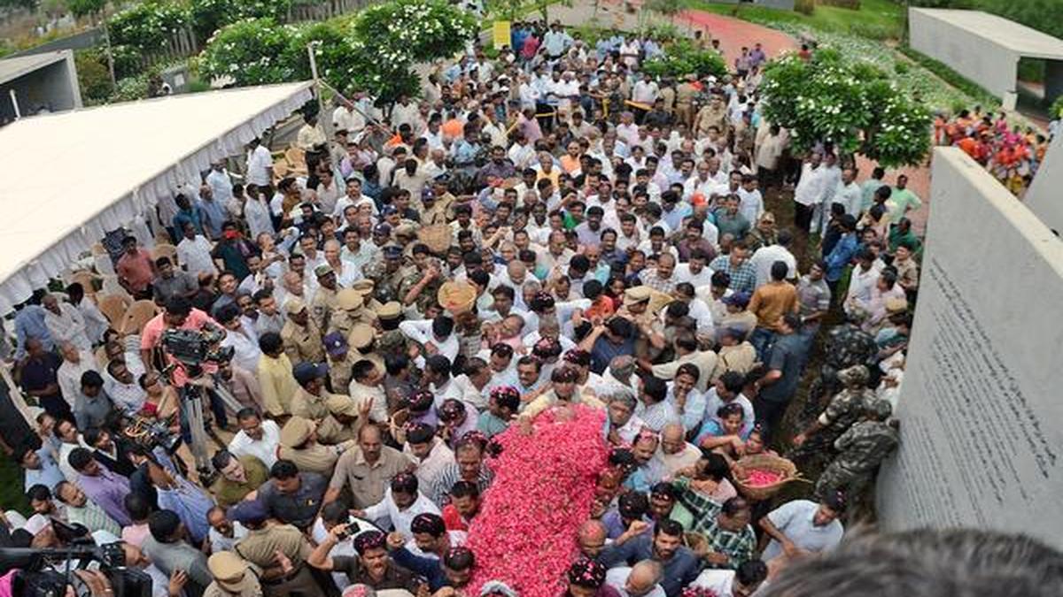 CiNaRe laid to rest with full State honours - The Hindu