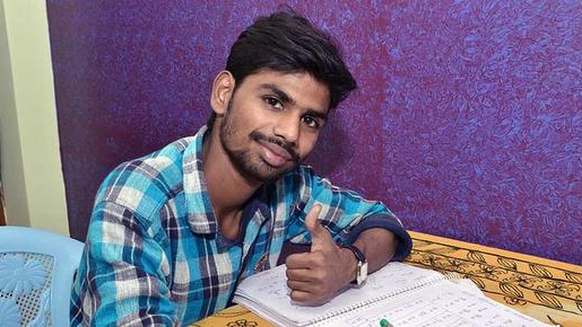 Innovative teacher devises a new script - The Hindu