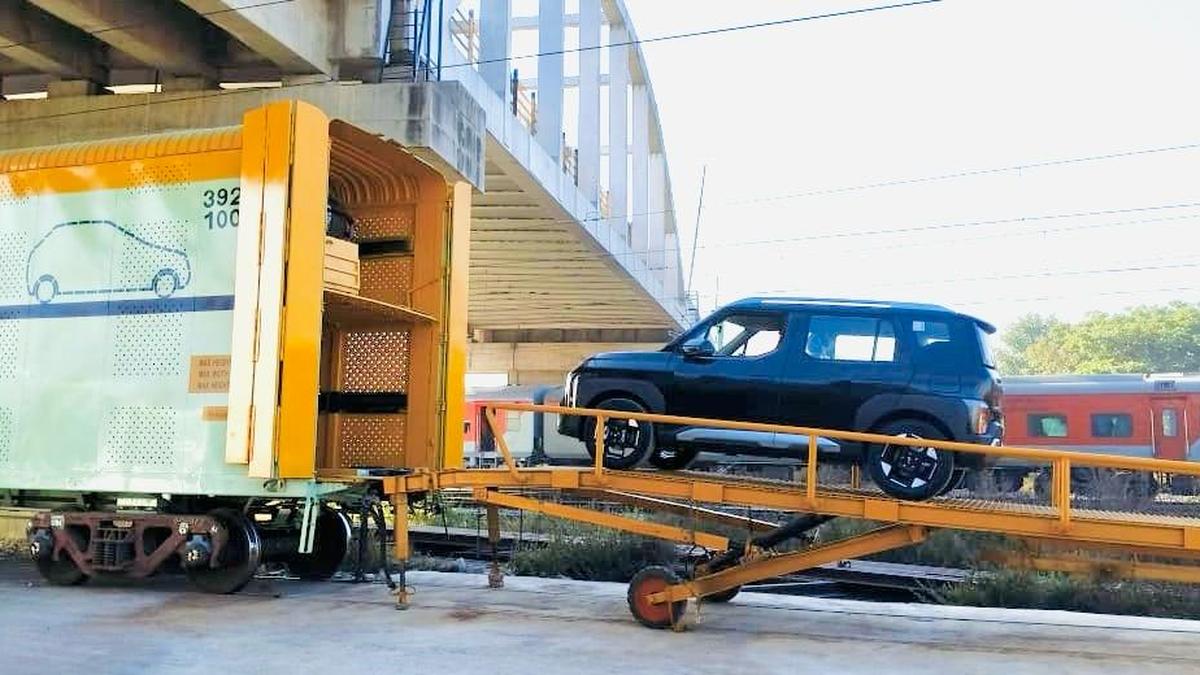 Kia India begins shipping cars on double decker freight train - The Hindu