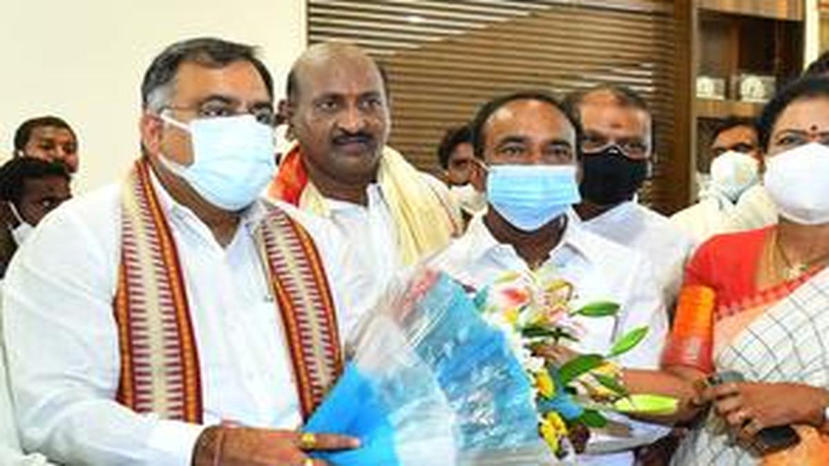 TRS MLA Eatala Rajender submits resignation - The Hindu