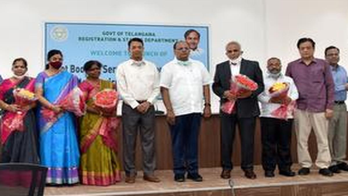 First retirement function of decade in Secretariat - The Hindu