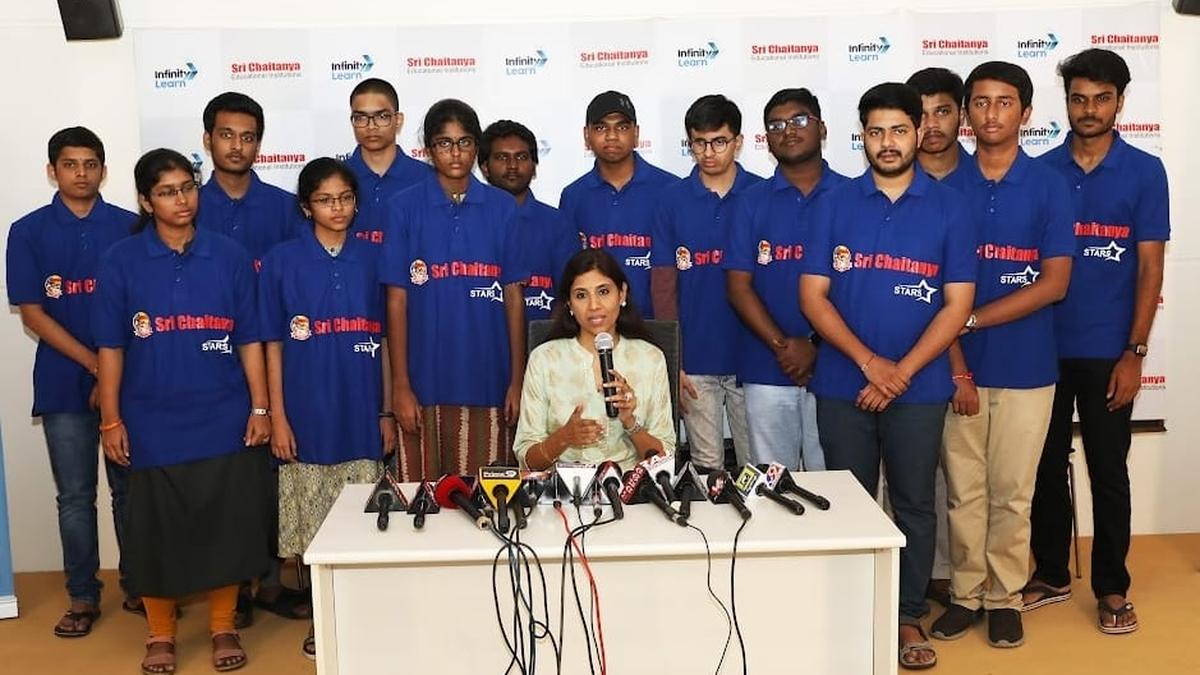 Telugu students excel in JEE (Advanced) exams - The Hindu