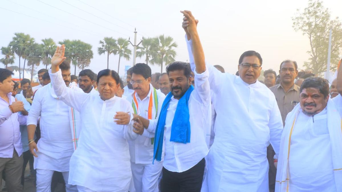 Jana Reddy joins Revanth’s yatra, asks people to bring back Congress ...