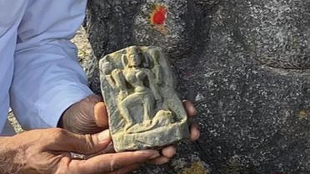 Palm-sized sculpture of Mahishamardini discovered - The Hindu