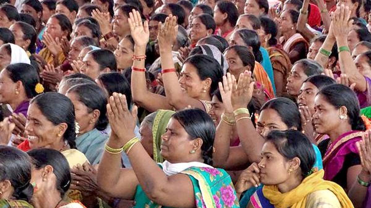 ‘Post-1950 migrant Lambadas are not STs’ - The Hindu