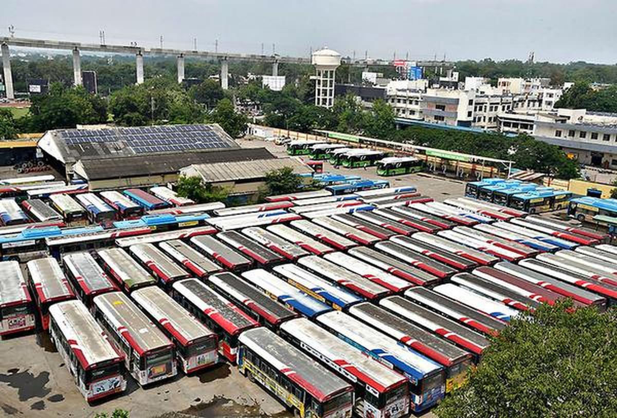 TSRTC Strike enters third day, unions defy CM - The Hindu