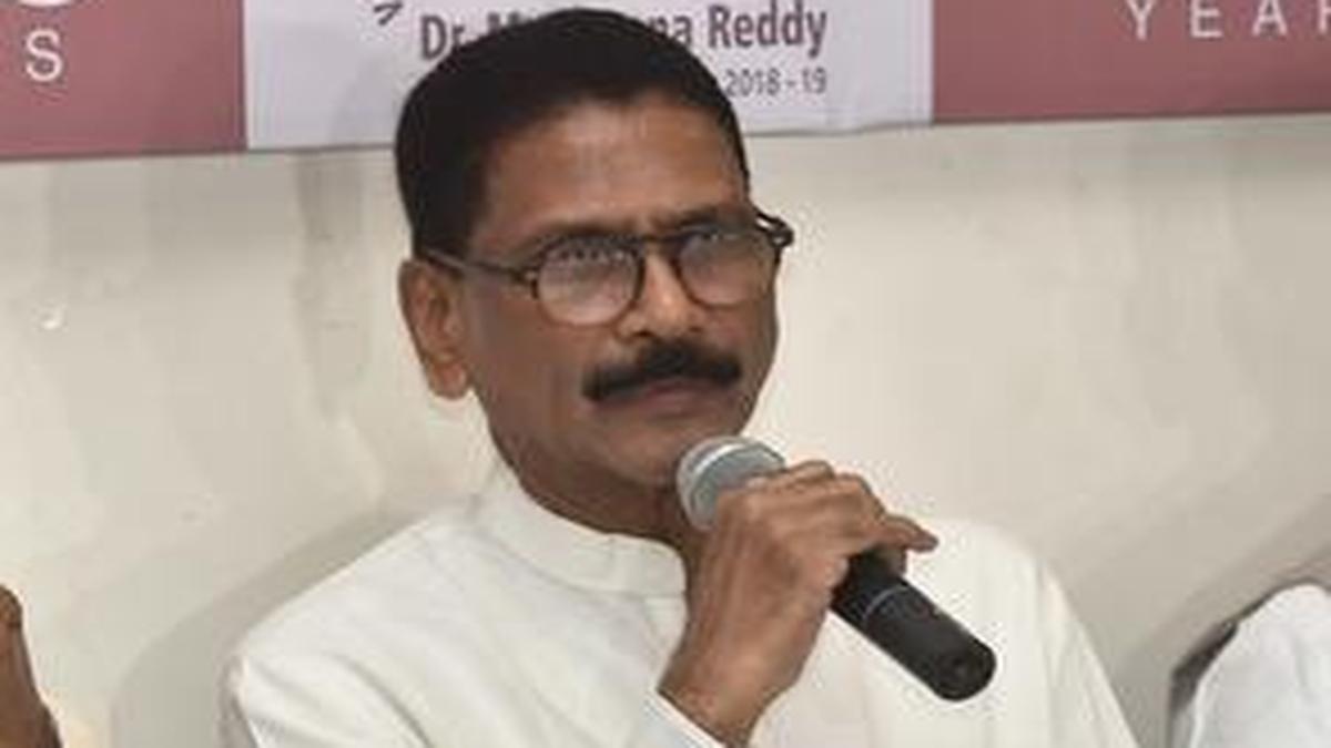 Shashidhar Reddy questions KCR’s silence on Pothireddypadu - The Hindu