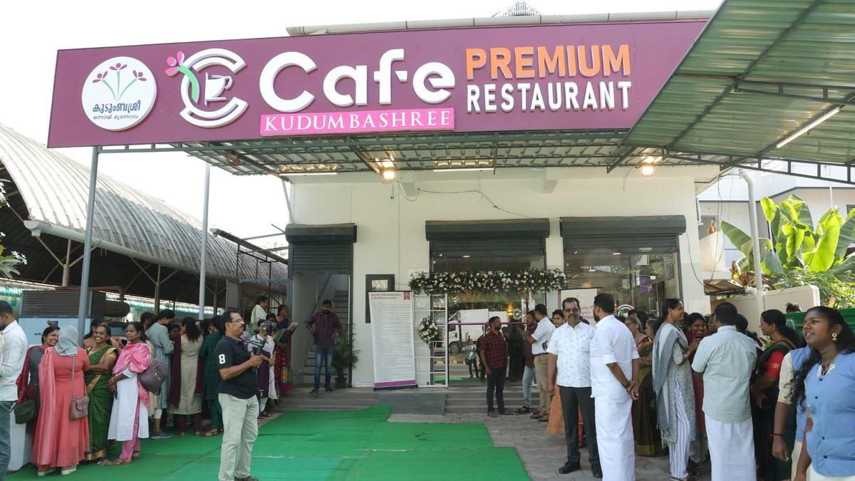 Kudumbashree’s premium cafe inaugurated in Angamaly - The Hindu