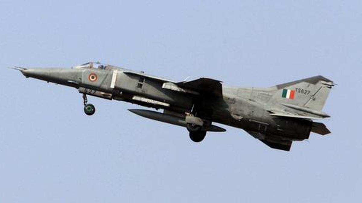 Mig-27 takes its last flight for the IAF - The Hindu