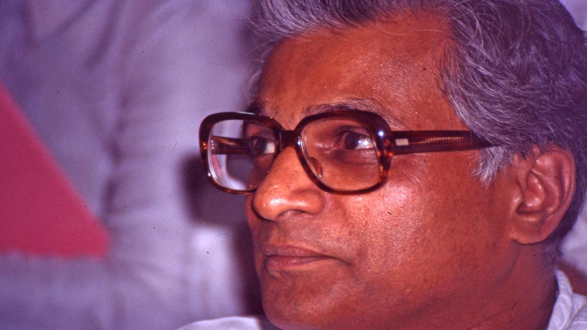 George Fernandes, former Defence Minister, passes away - The Hindu