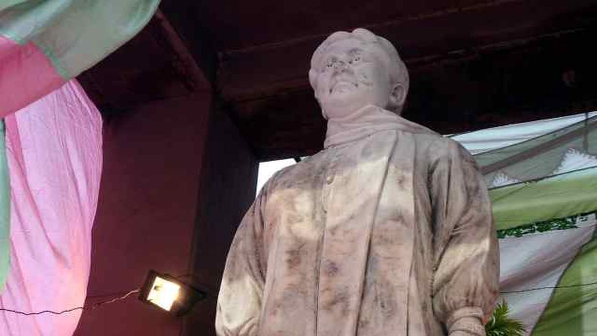 Mayawati justifies construction of her statues in UP, tells SC they ...