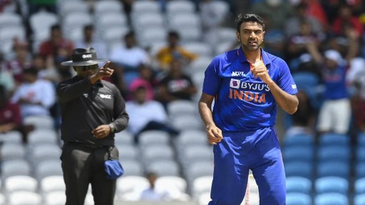 Daniel Vettori backs 'adaptable' R. Ashwin to do well in Australia ...