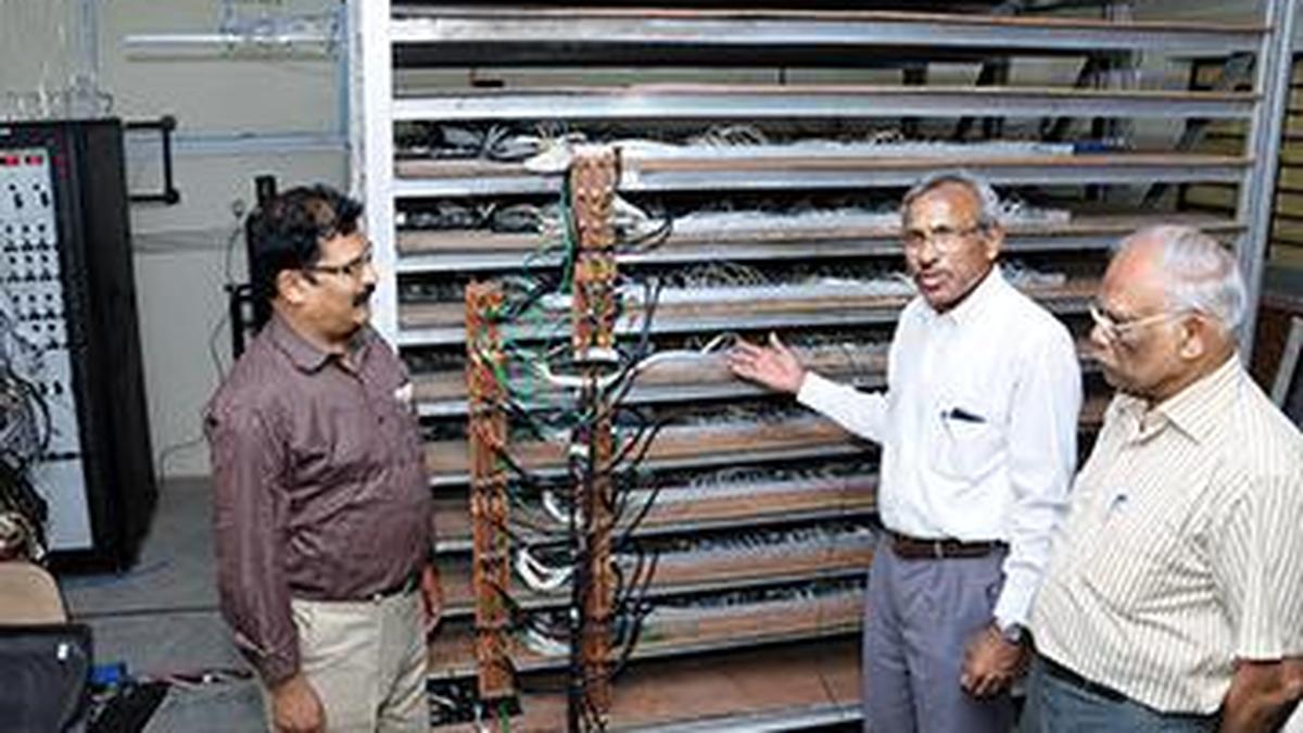 Distrusting science : Neutrino Observatory project in TN continues to ...